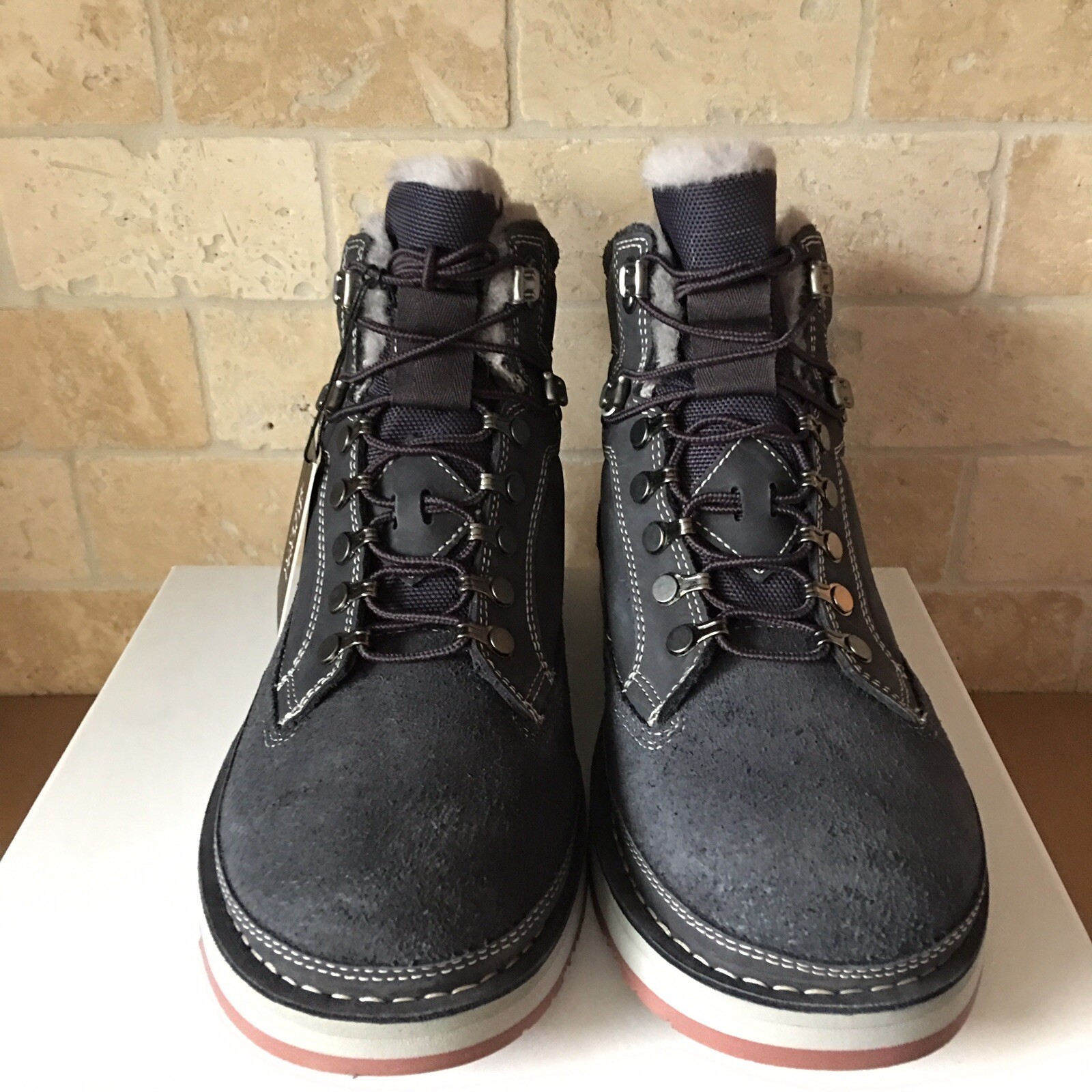 UGG AVALANCHE HIKER TRAIL NAVY SUEDE SHEEPSKIN WATERPROOF SHOES BOOTS ...