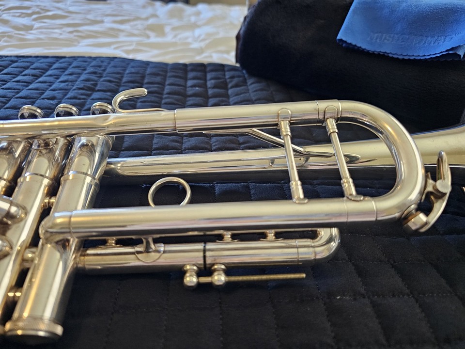 Conn CONNstellation Trumpet Model 2100B **Read Description, See All ...