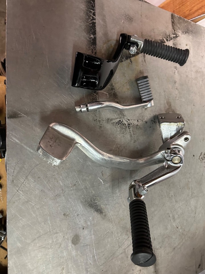 OEM Harley FXR mid Controls w/ Foot Pegs FXRD FXRT FXRP | eBay