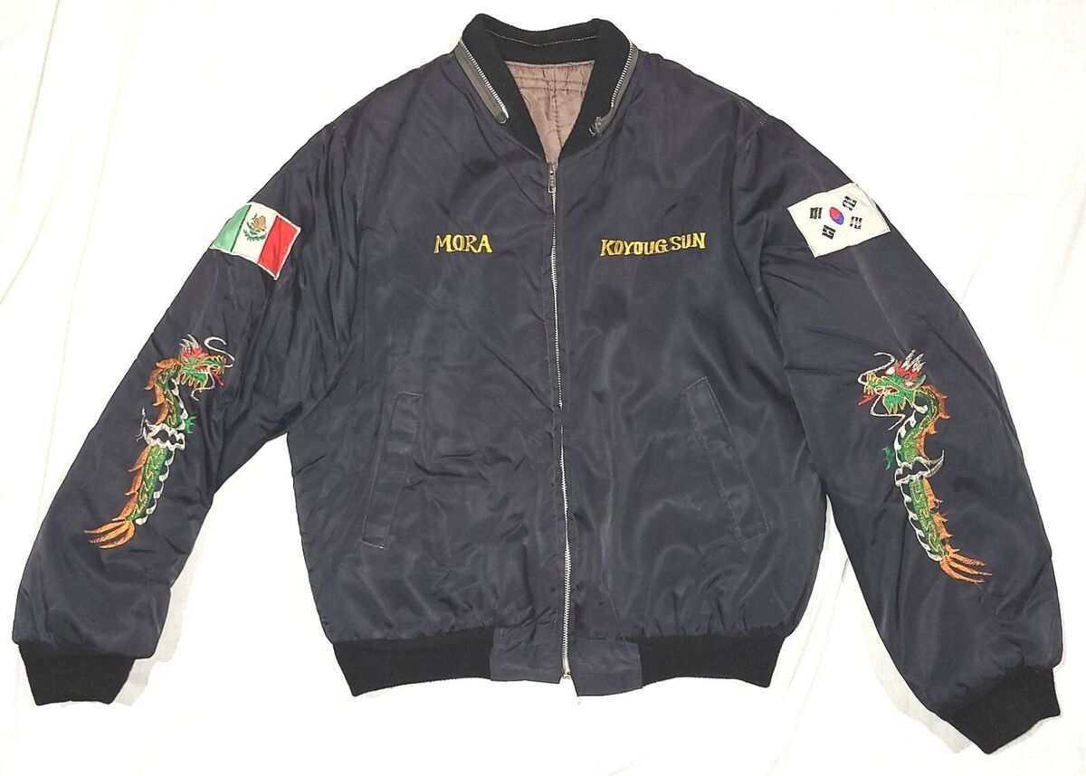 VINTAGE 1980-1981 NAMED KOREAN TOUR JACKET WITH MEXICAN VINTAGE 1980-1981 NAMED KOREAN TOUR JACKET WITH MEXICAN