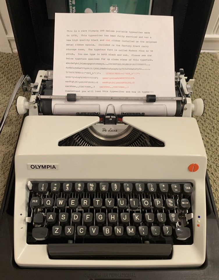 VTG 1970 Olympia SM9 Deluxe Portable Typewriter w/ Case Modern Pica ...
