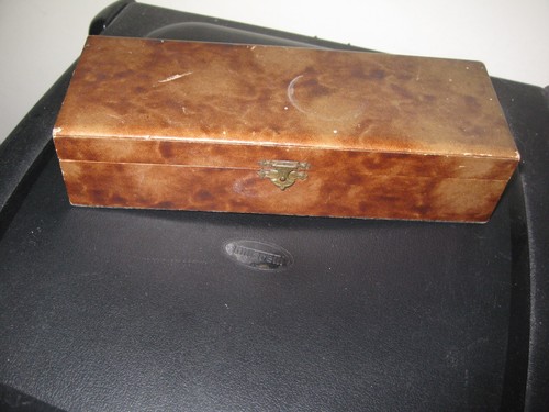 Vintage Bakelite box hinged lid, clasp fastening in front long mottled ...