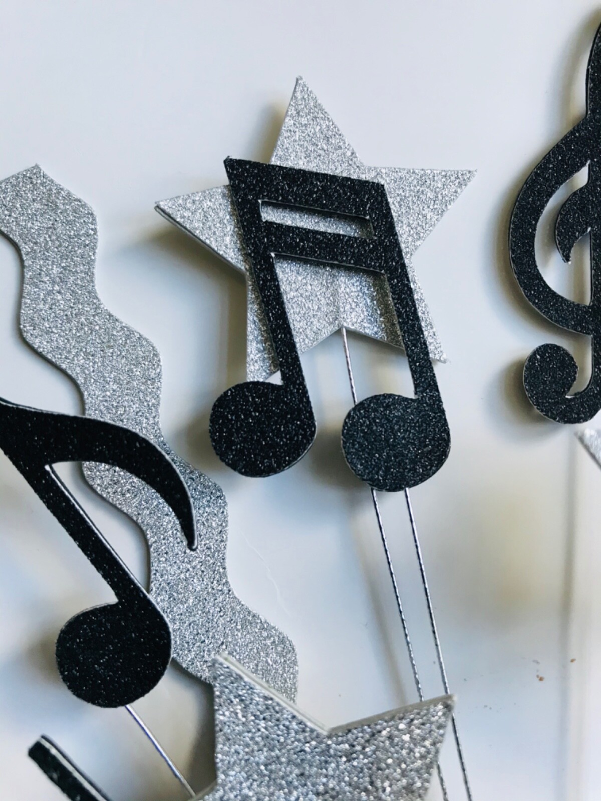 Glitter Sparkly Paper MUSIC NOTES CAKE TOPPER SPRAY BURST BLACK/SILVER ...