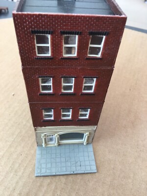 Reconditioned Multi-Story Brown Apartment Building HO Scale Trains | eBay