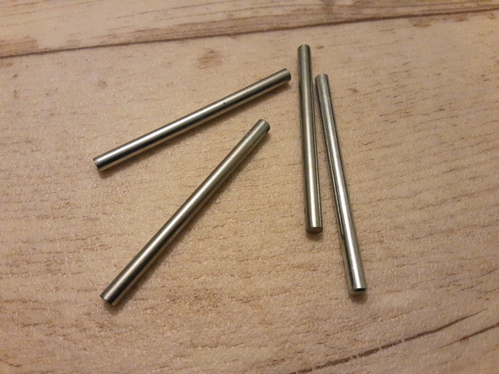 Meccano 4 x #16a modern round Axle rods 2.5" Cut Ends | eBay UK