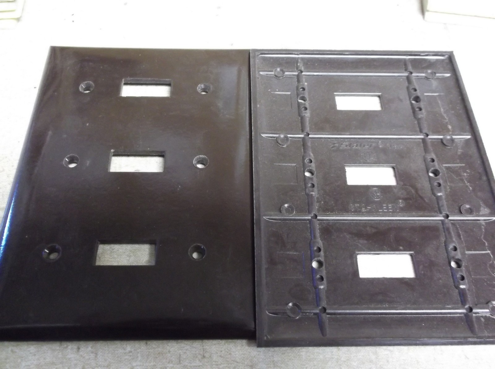 2 Slater Brown Sta-Kleen Vintage Bakelite 3-Switch Wall Plate Covers ...