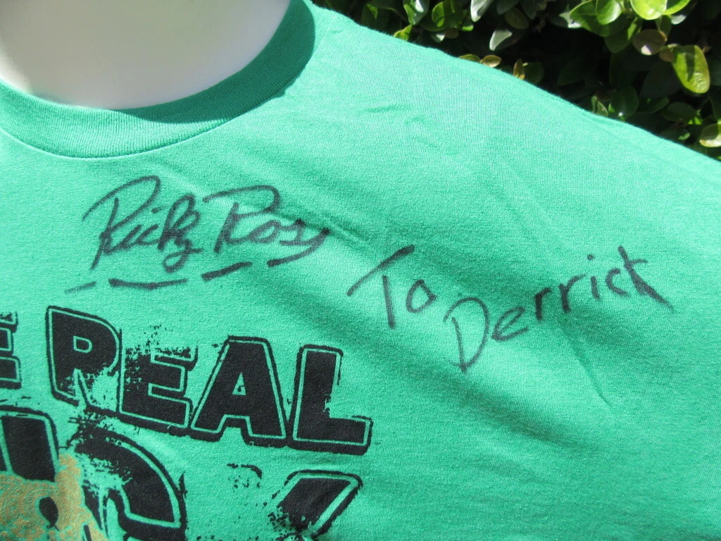 Rick Ross Eating Cereal