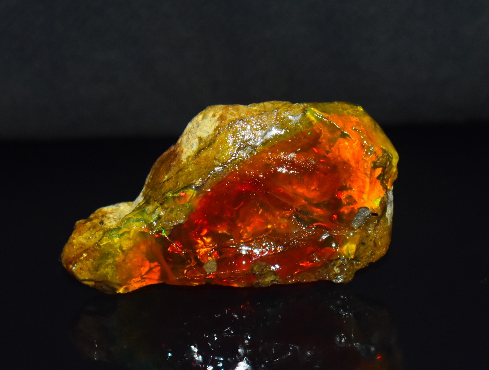 Red Opal Rough 89.40 Carat Natural Ethiopian Opal Raw Welo Opal ...