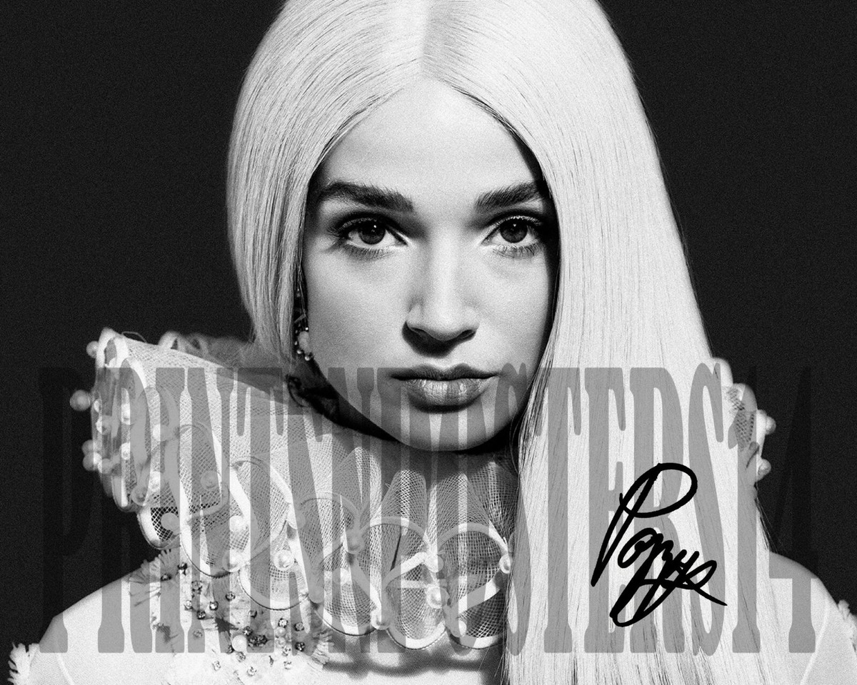 Poppy Singer's Instagram, Twitter & Facebook on IDCrawl