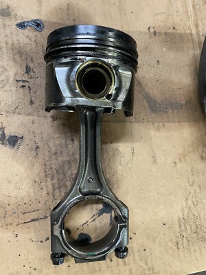 LBZ Duramax Connecting Rod & Piston ML2N26 | eBay