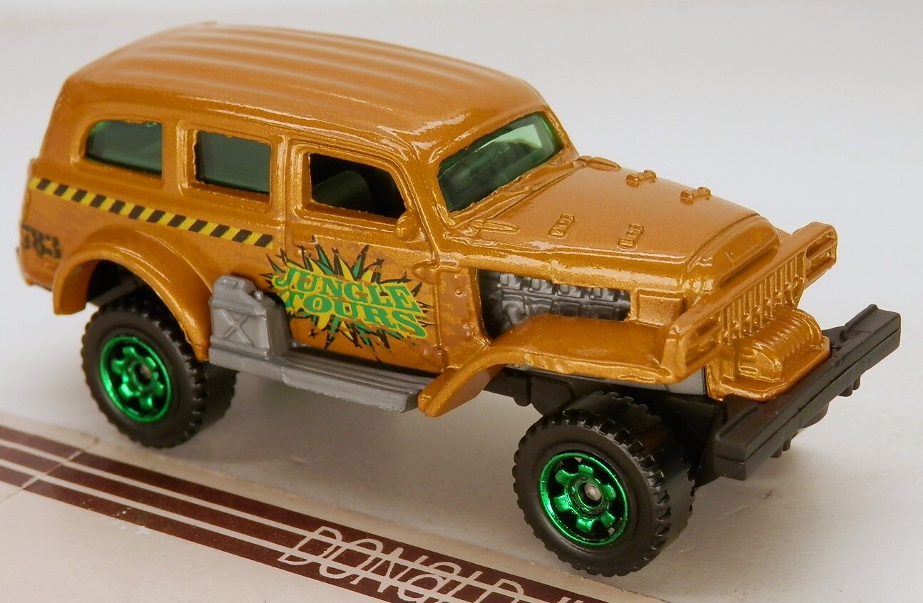 Matchbox Jungle Tours Jungle Crawler Customized Dodge CarryAll Gold 1/ ...
