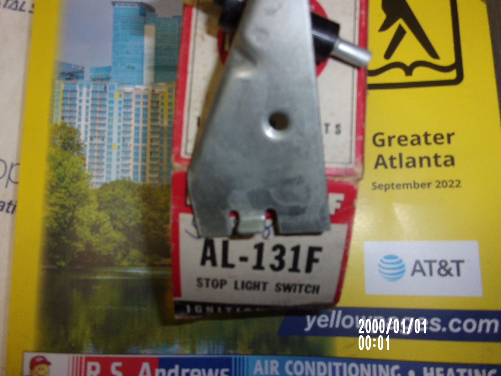 Brake light switch with bracket. 6i -5 ply. val. dod.lancer 64-65 Bara ...