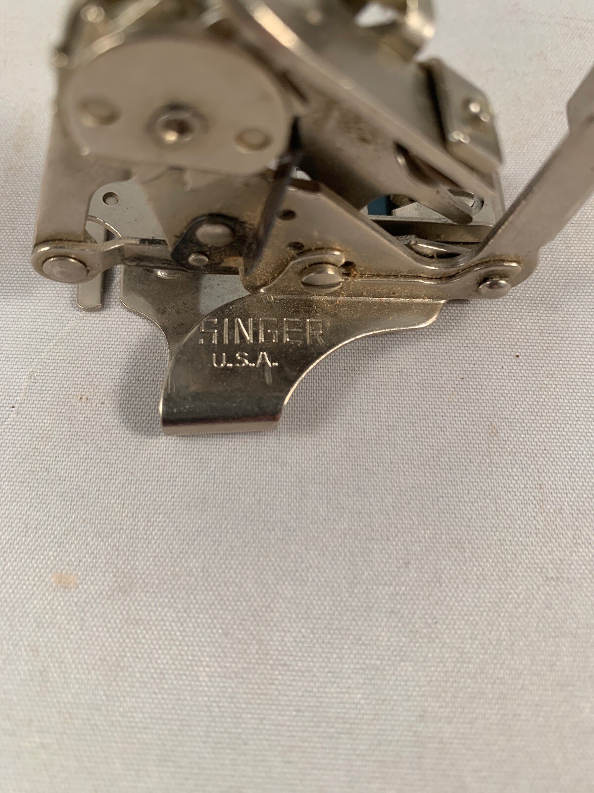 Singer Sewing Machine Ruffler Foot Genuine Made In USA Attachment | eBay