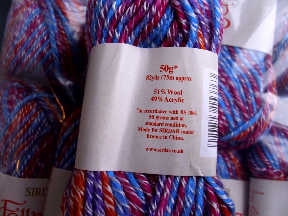 SIRDAR FOLKSONG CHUNKY YARN FOLKLICIOUSA 10 X 50g WOOL 500g red/blue ...