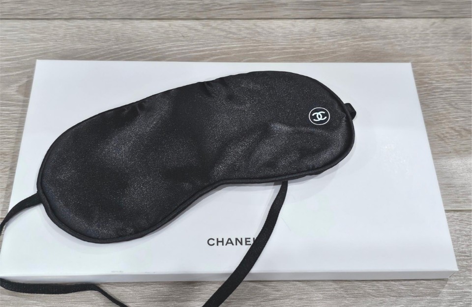 CHANEL BEAUTE Beauty GWP Gift Travel Sleep Eye Mask with Pouch | eBay