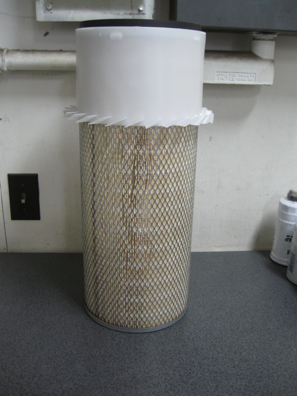 HYUNDAI 11EM21041 - Air filter cross reference