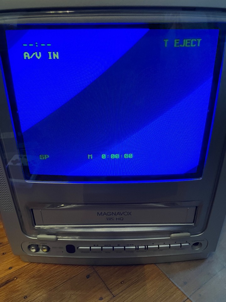Magnavox MC092DMG01 9" TV VCR Combo Retro GAMING CRT Television ...