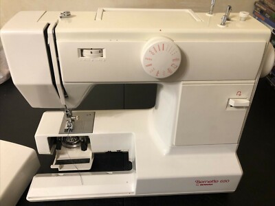 BERNETTE 680 FOR BERNINA SEWING MACHINE NO CORD AS IS ** (because no ...