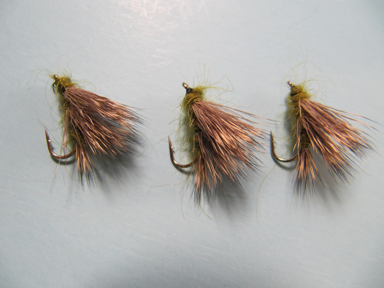 3 x SEDGE HOG OLIVE DRY FLIES Size 10,12,14,16,18 Available | eBay UK