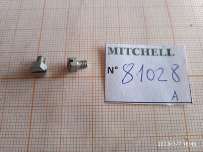 Spinning Reels - Mitchell 900 Reel