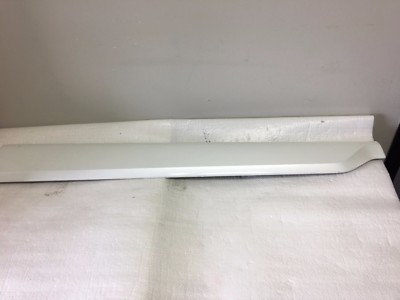 Volvo XC90 Passenger Side Front Door Moulding 31448425 Bright Silver ...