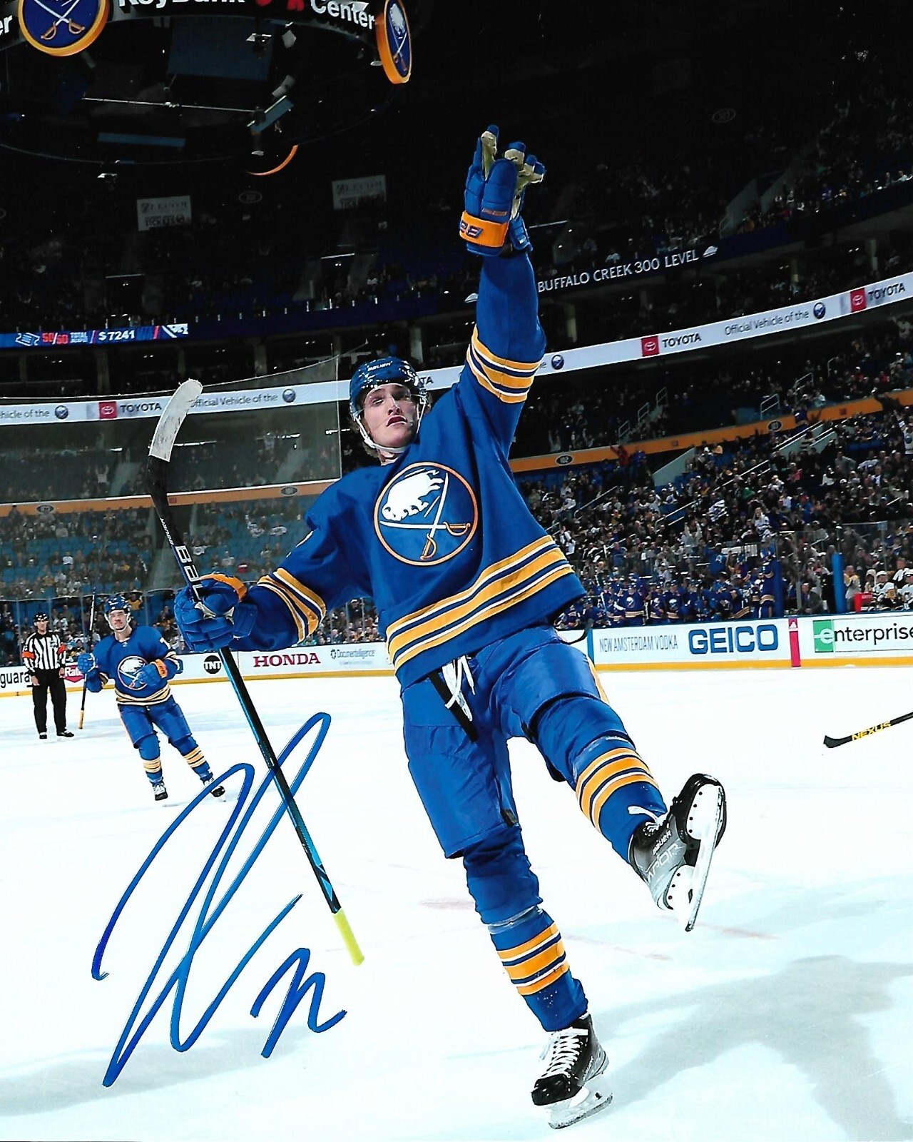 Tage Thompson Signed 8x10 Photo Buffalo Sabres Autographed COA C | eBay