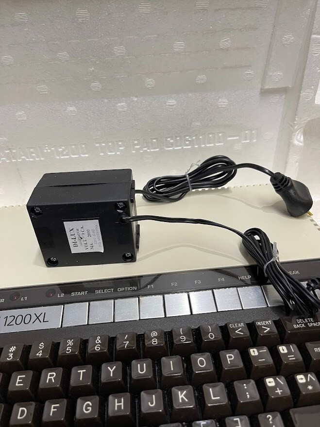 Atari 1200 XL Computer + 1020 Printer + 1010 Datasette + Basic & Logo ...