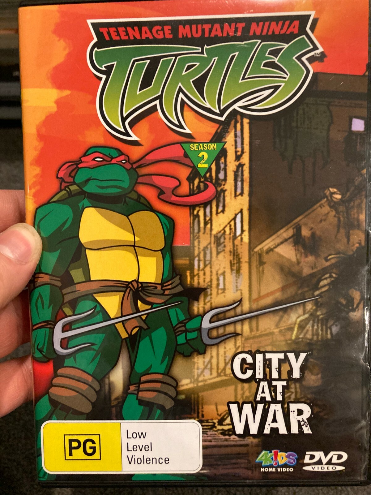 TMNT Teenage Mutant Ninja Turtles - City At War region 4 DVD (animated ...