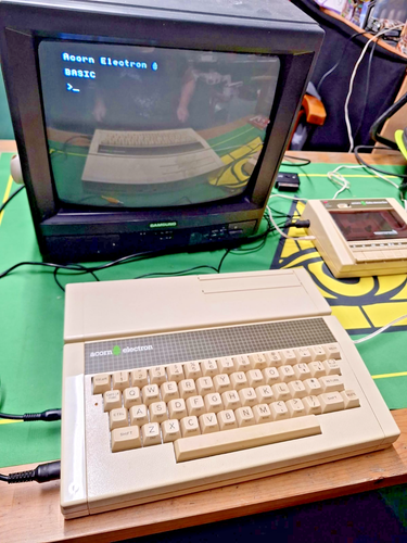 Acorn Electron 1982 with Plus 1, Joystick, Data Recorder and 50+ Games ...