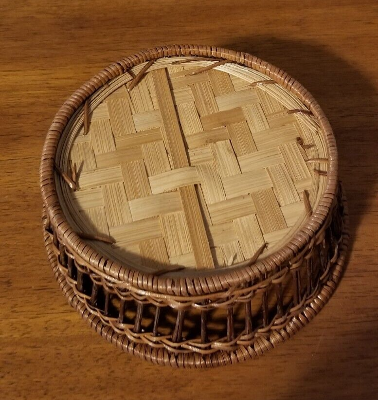 Lot Of 4 Medium Baskets Vintage and Modern Good Condition | eBay