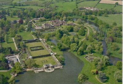 Hever Castle, Aerial View - Unposted 1990s - Jigsaw Design & Publishing ...