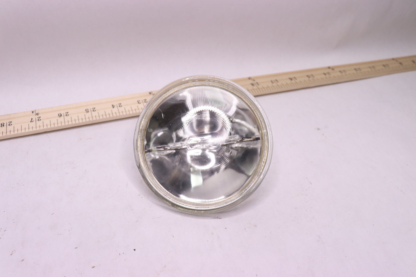 Genteq Halogen Beam Lamp 13V 250W Q4631 for sale online | eBay
