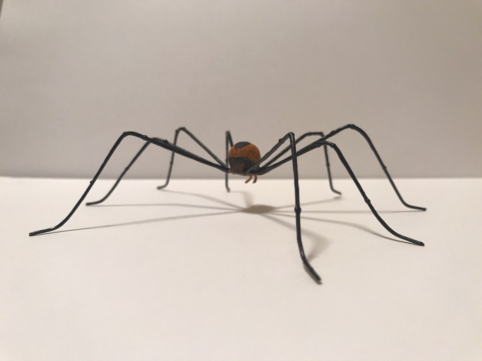 Handmade Hand painted 5" Black & Orange Daddy Long Legs Spider Figurine ...