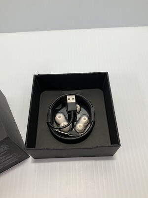 PowerBeats Pro Original replacement ear cushions and wire charger-NEW w ...