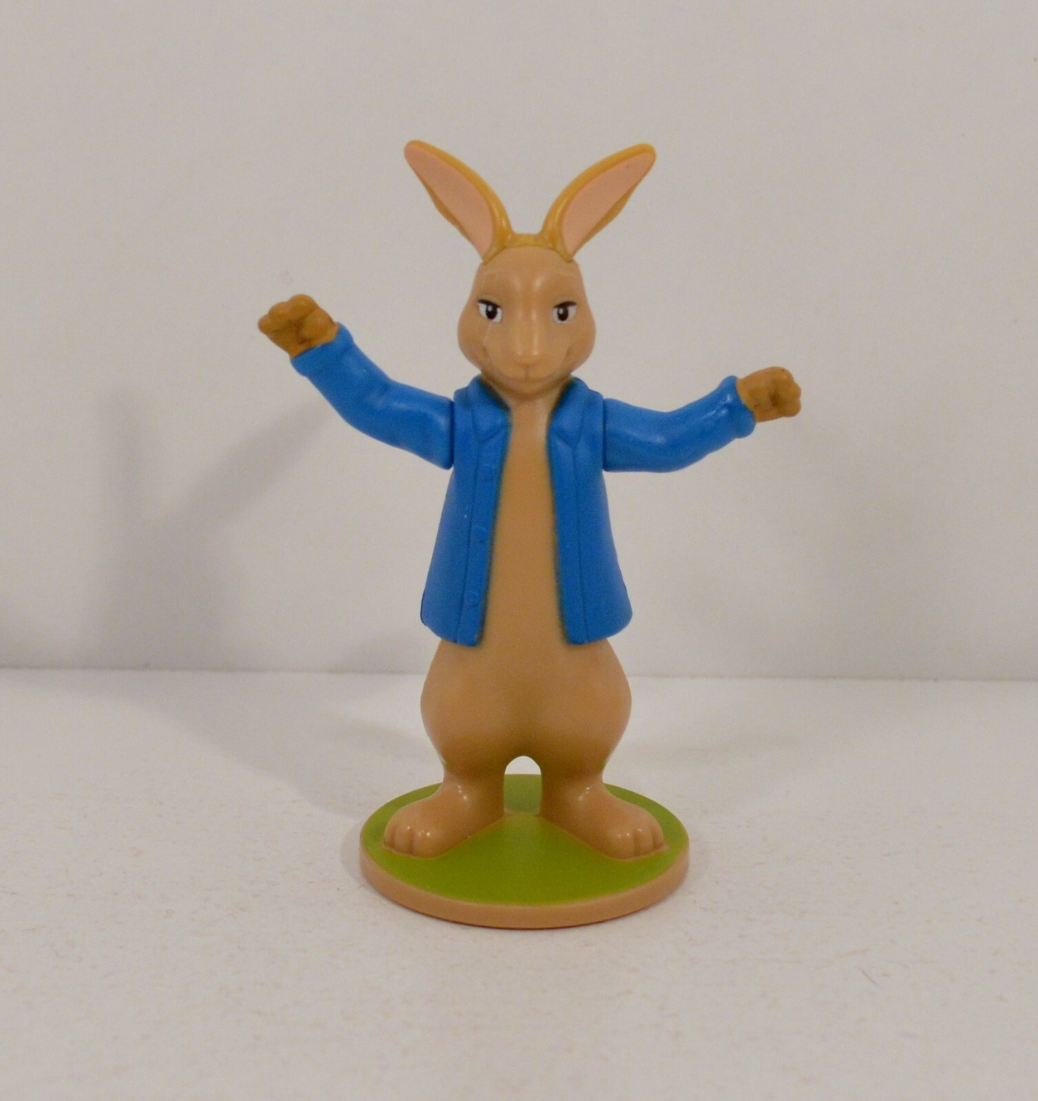 2018 Peter Rabbit Hoopla Ring Toss Figure 4" McDonald's Movie Action ...