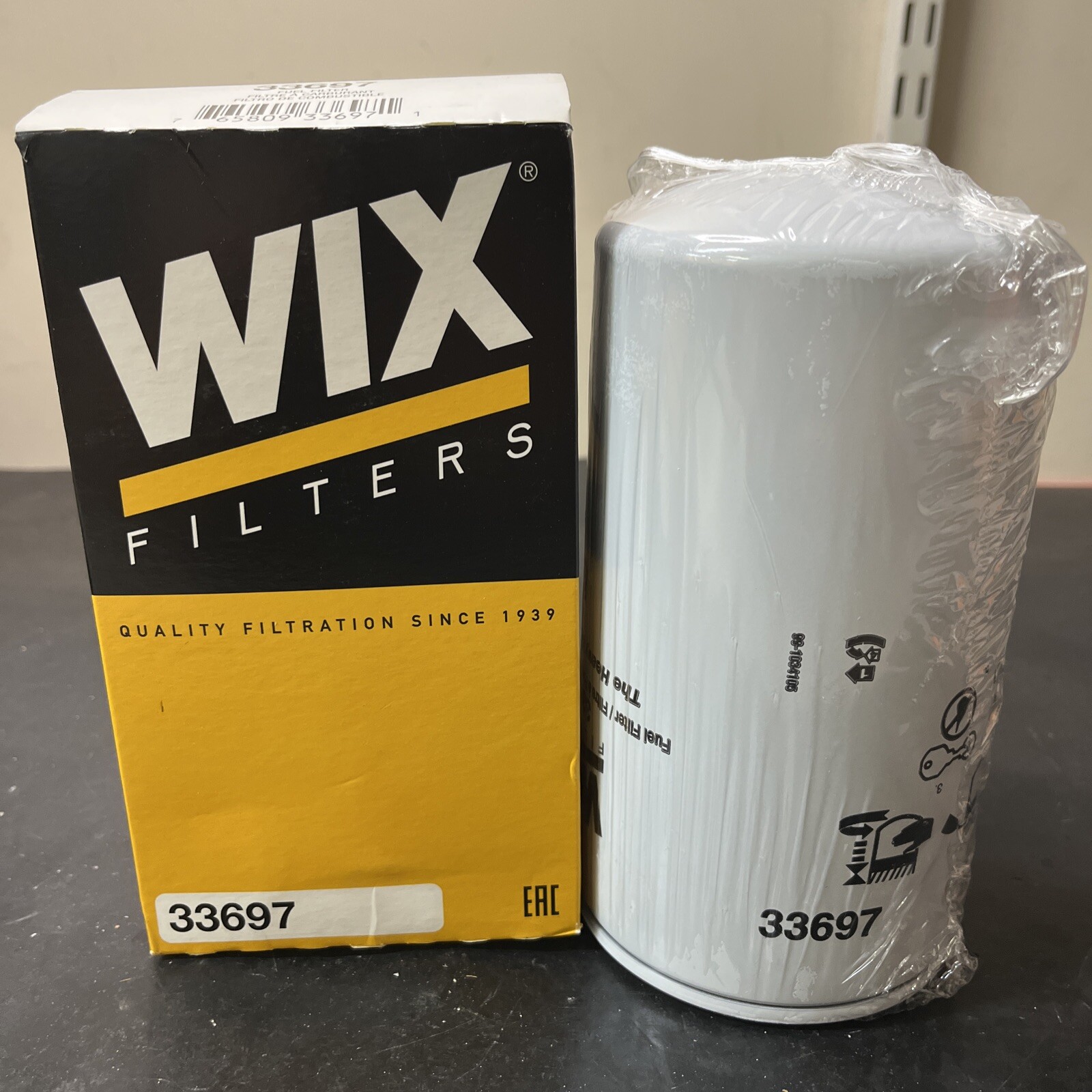 Wix 33697 - Cross reference oil filters
