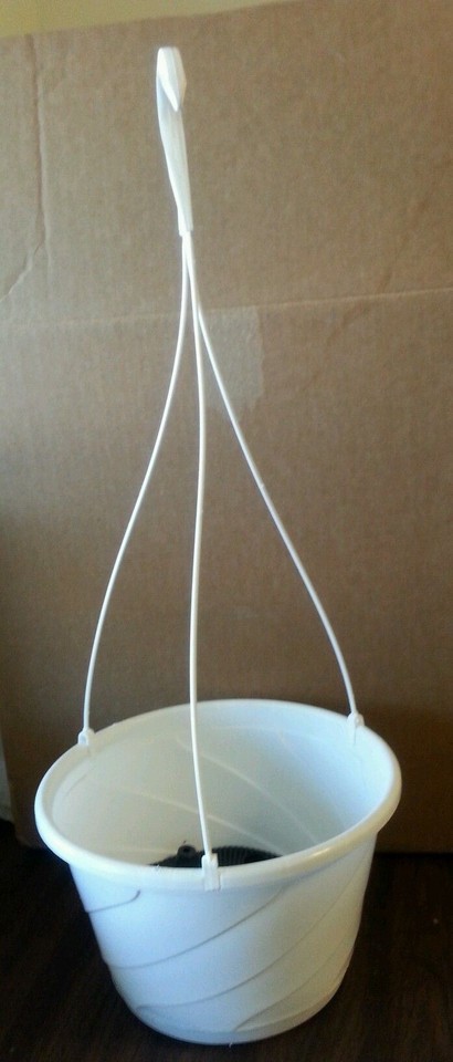 10" WHITE HANGING BASKETS {Set of 10} Plastic CONTEMPO SWIRL flower ...
