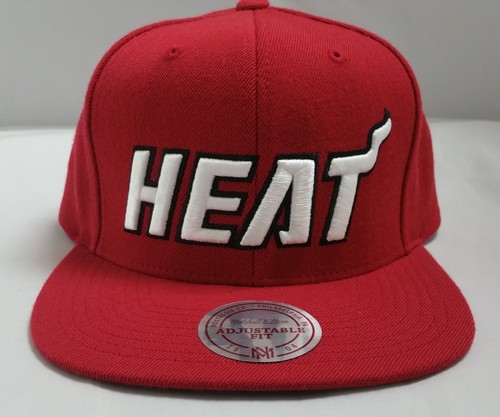 Mitchell & Ness NBA Miami Heat Script Team Maroon Old School Snapback ...