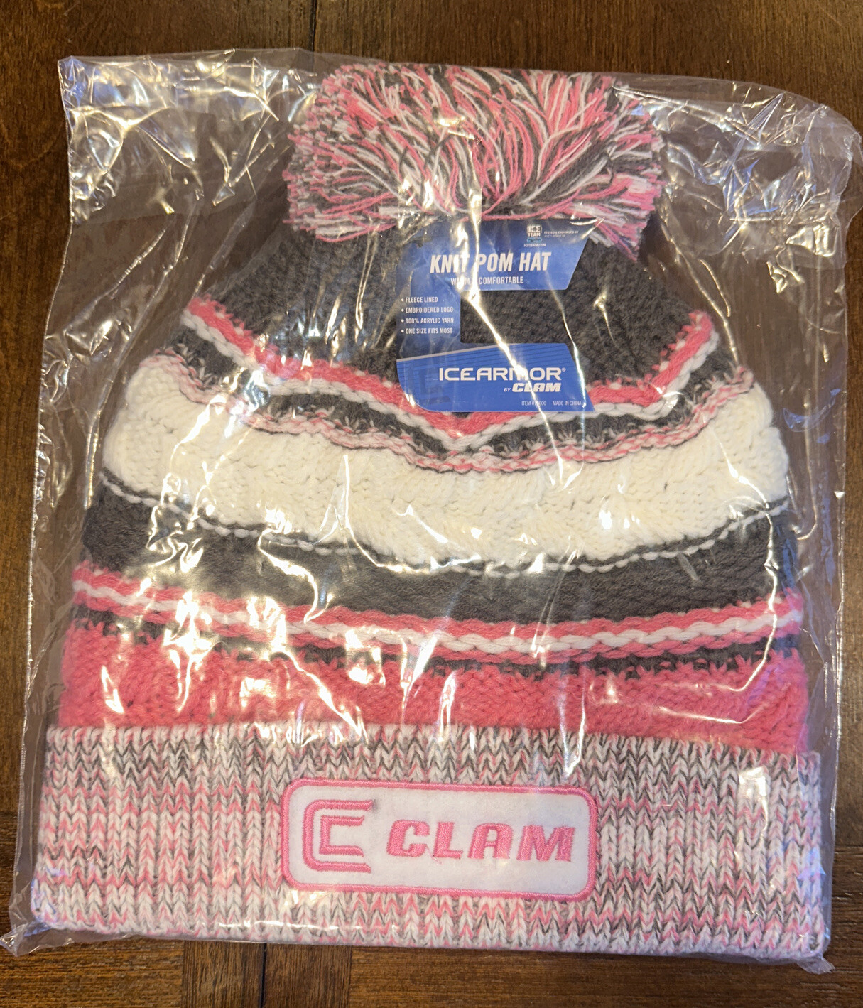 Clam Pink Ice Fishing Knit Pom Hat | eBay