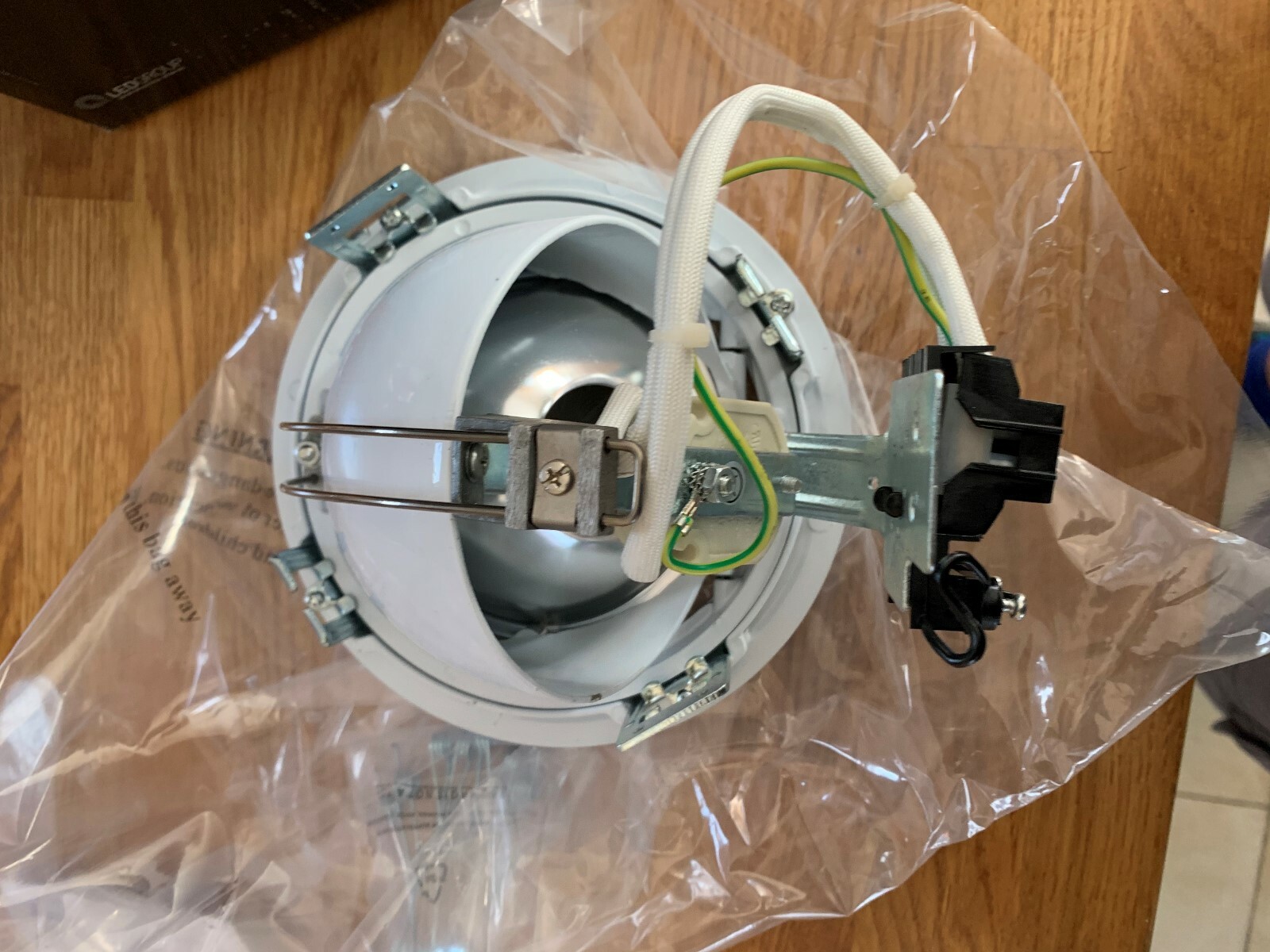 Robus R3570/150 70W/150W Circular Wall Wash | eBay UK