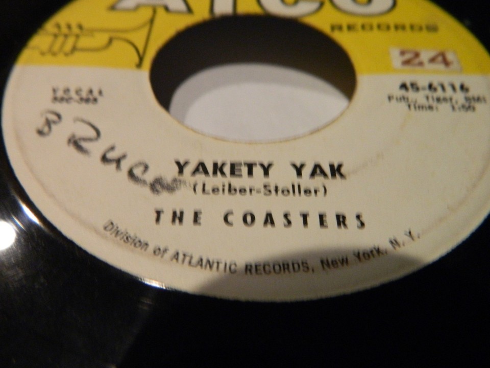 45rpm Record Coasters YACKEY YACK Atco 45 6116 Zing Went strings heart ...