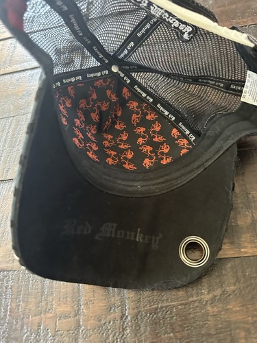 RED MONKEY LOS ANGELES SUGAR SKULL TRUCKER HAT BLACK /WHITE PRE-OWNED ...