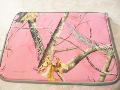REALTREE BRAND LAPTOP COVER WITH FOAM INSERT AND ZIPPER CLOSE PINK WITH ...