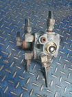 BENDIX AIR BRAKE RELAY VALVE P/N: T-111918-A | eBay
