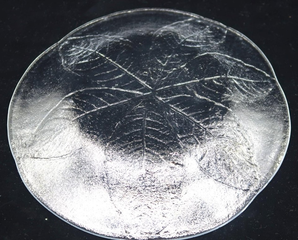 Kosta Boda PARTY LEAF Pressed Glass Freeform Design Dessert Salad Plate ...