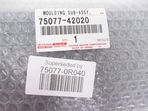 Genuine OEM Toyota 75077-0R040 Passenger Rear Lower Molding 2016-2018 ...