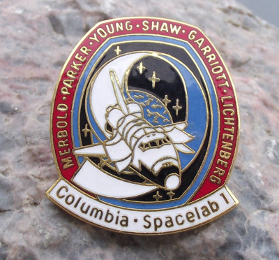 Official NASA Space Shuttle Mission STS 9 Columbia Spacelab 1 Pin Badge | eBay