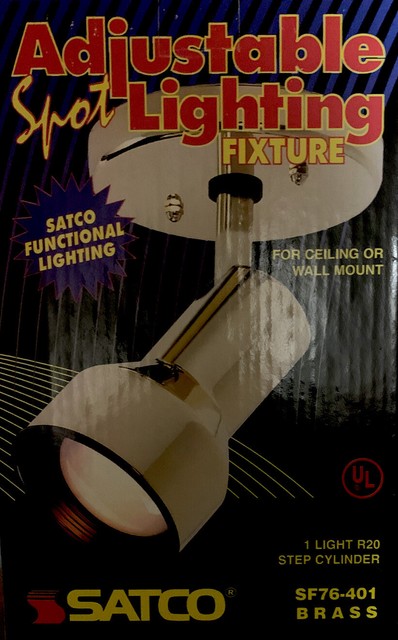 SATCO ADJUSTABLE SPOT LIGHT FIXTURE. For Ceiling/Wall Mount Step ...
