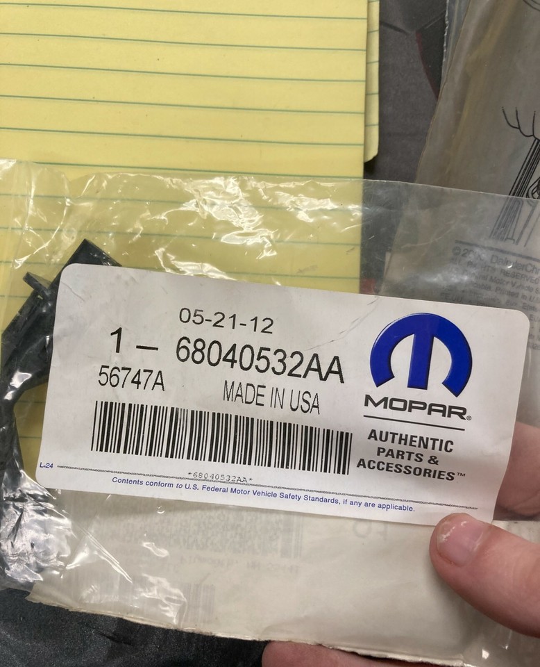 A/C Evaporator Temperature Switch Mopar 68040532AA | eBay