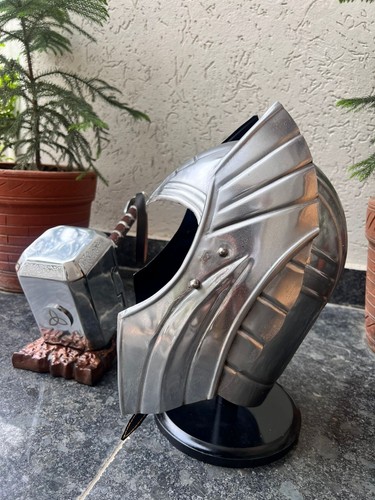 15 Zoll Aluminium Thor Hammer mit mittelalterlichem Ritterhelm ...